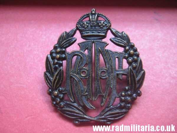 & WW2 Royal Australian Air Force RAAF CAP BADGE – genuine. | Welcome ...